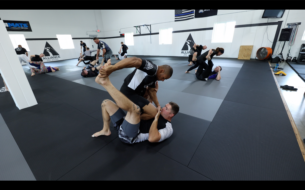 Training for Real-Life Scenarios: How Jiu Jitsu Prepares You for the U ...